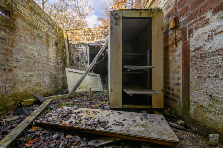 Gartloch Asylum - Beyond the Point